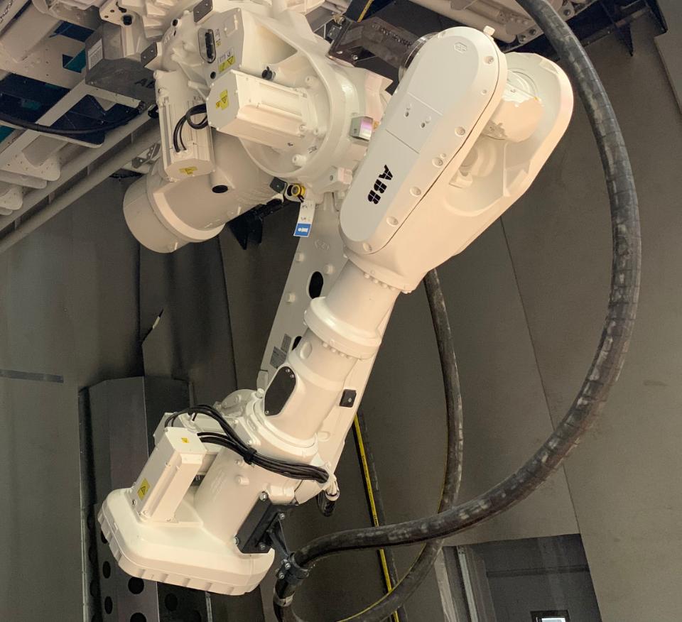 Shot blasting equipment for robotic solutions