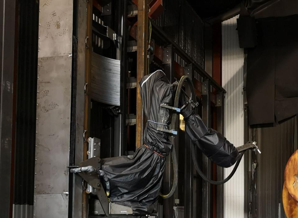 Robotic surface treatment solutions for wind tower production